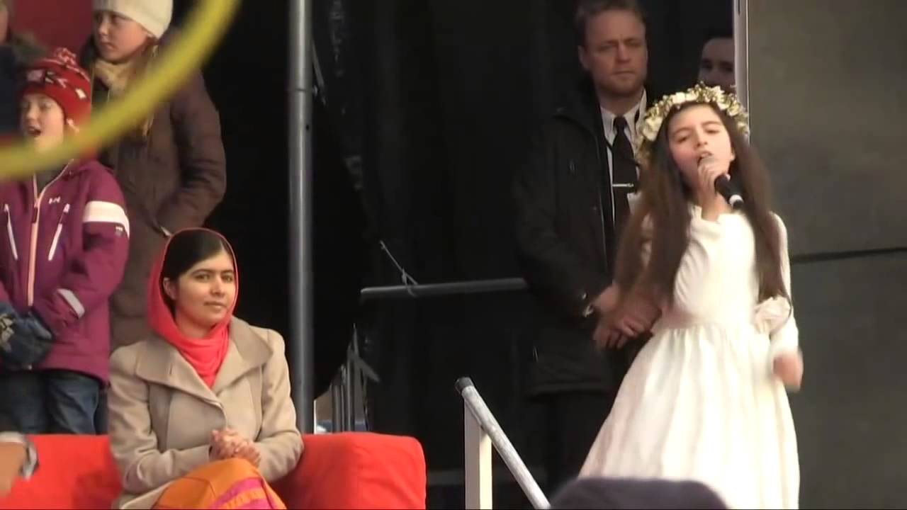 Angelina Jordan sings What A Wonderful World - YouTube