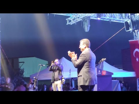 Vatandaşlardan Ekrem İmamoğlu'na sürpriz doğum günü kutlaması!