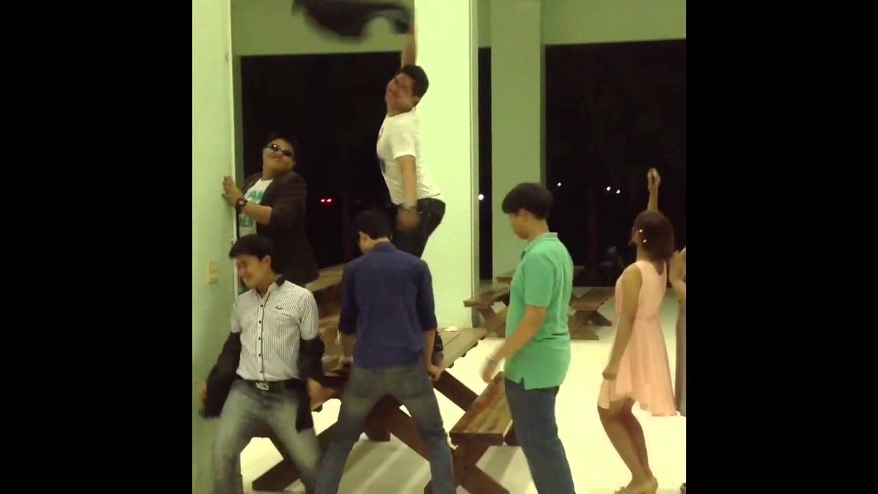 Harlem Shake by Plaikaew - YouTube
