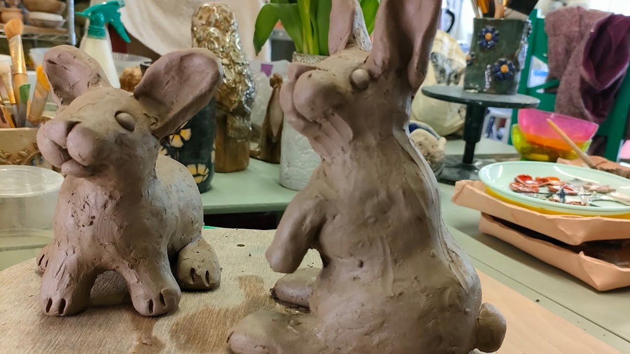 How to make a pottery rabbit 🐇 - YouTube