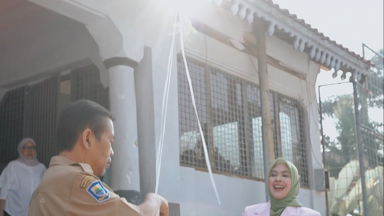 PELEPASAN SISWA KELAS IX | SMP NEGERI 5 BANDUNG | 12 JUNI 2023 - YouTube