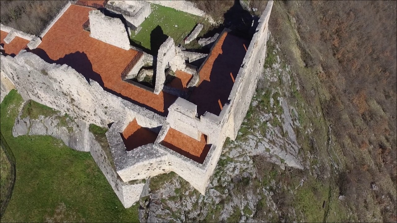 Molise, castello d'evoli castropignano, Cb - YouTube