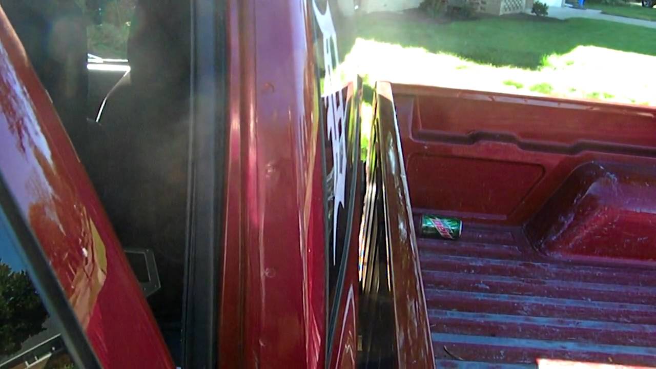 2 12" subs in s10 - YouTube