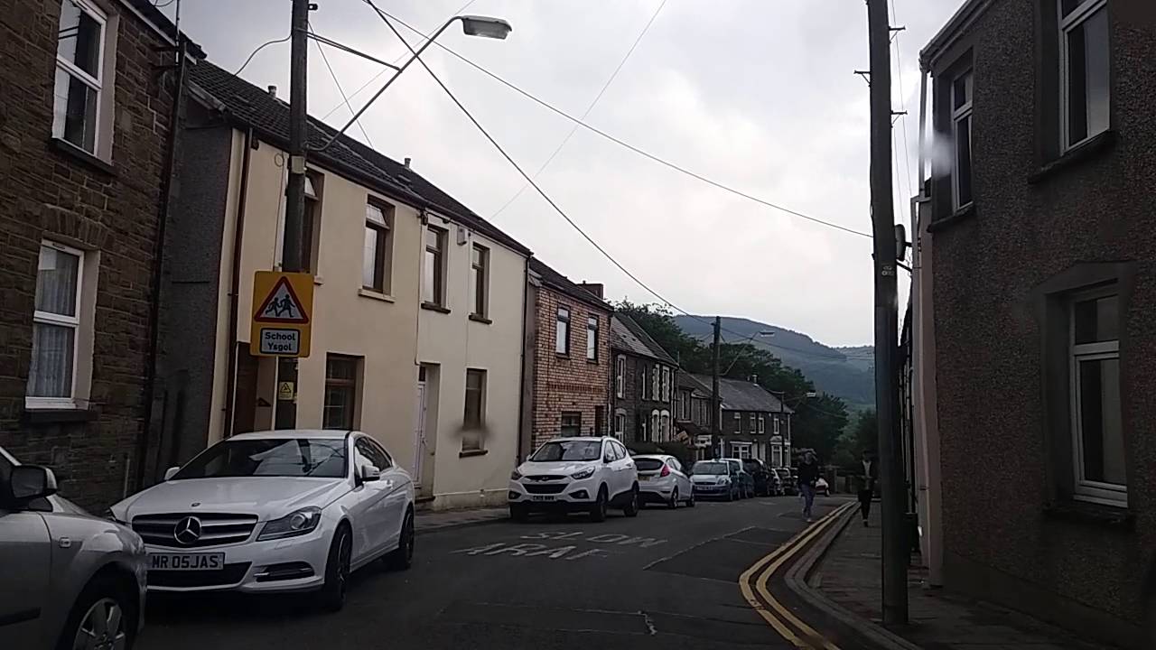 Bridge Road Cwmbach - YouTube