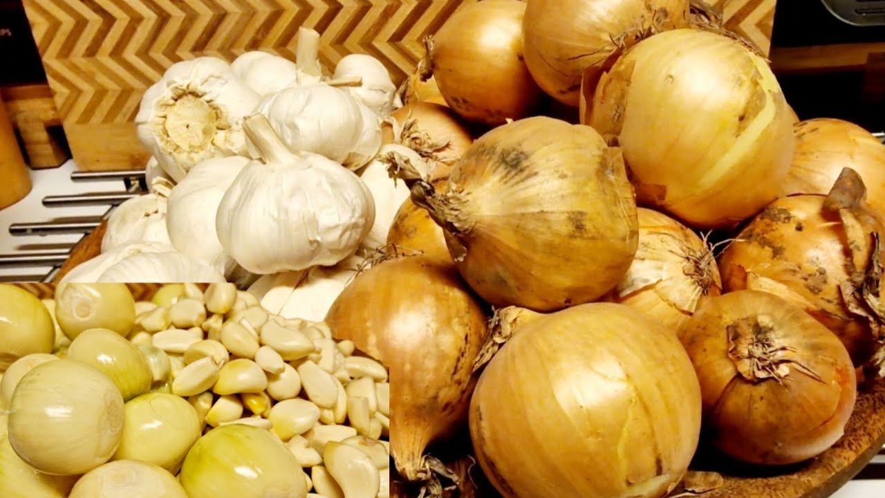 Épluchage De L'ail Et L'oignon Astuces Comment J'epluche Rapidement L ...