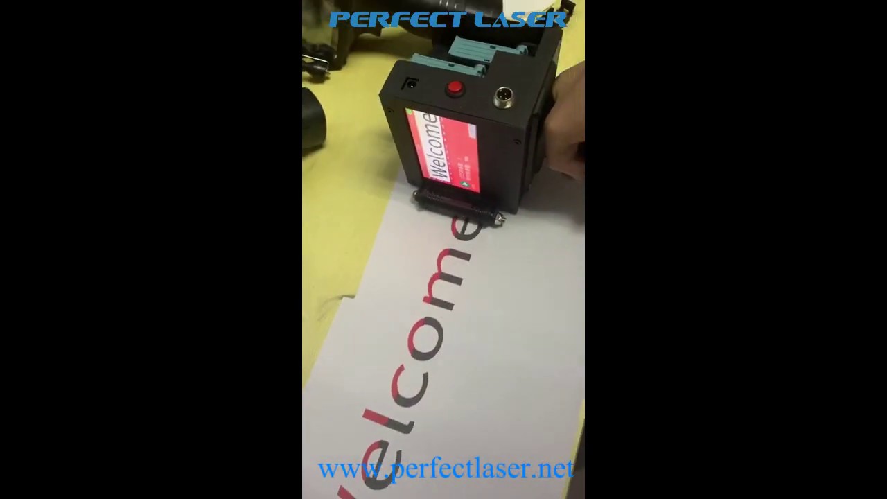 Small Portable and Handheld Inkjet Printers Show You Printing Letters ...