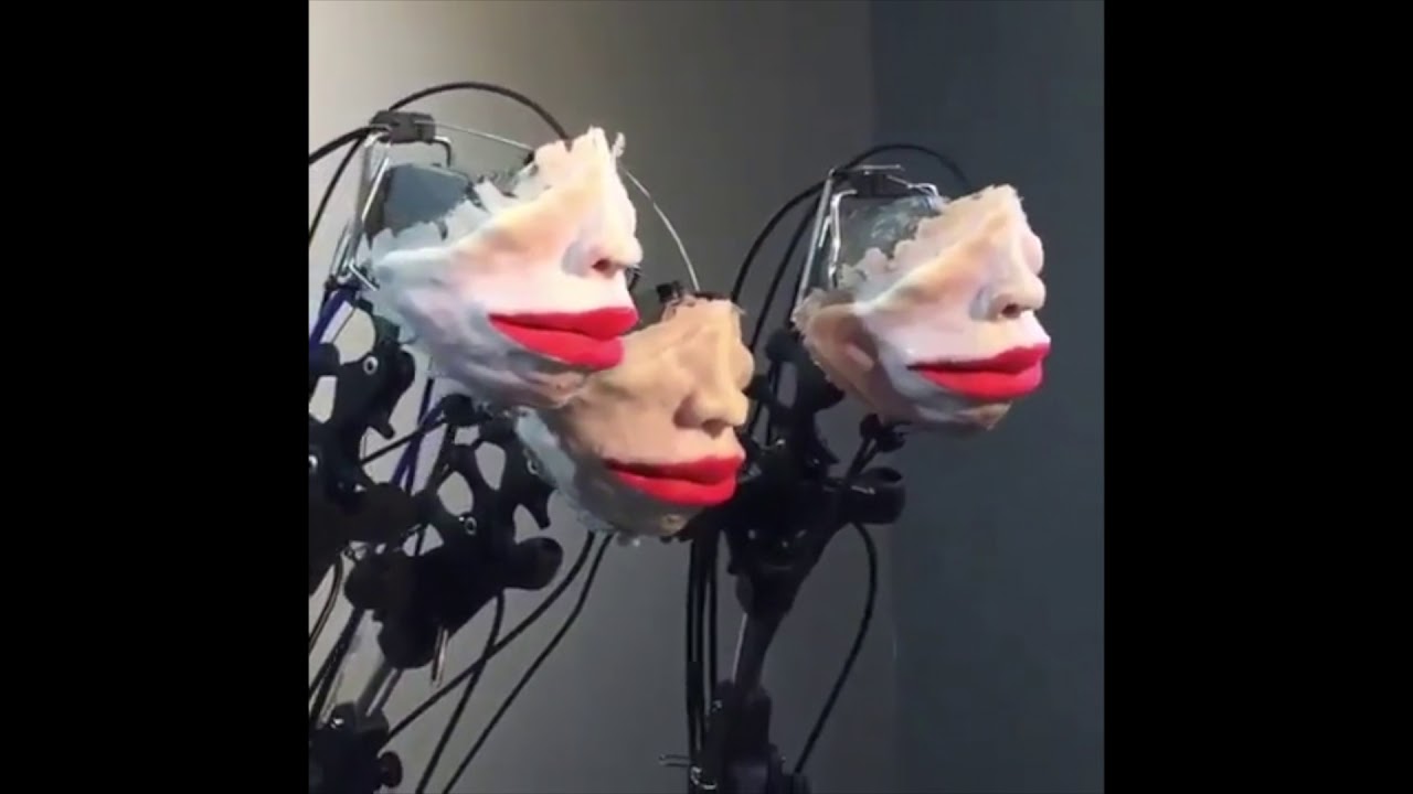 St Luke's Robot Choir - YouTube