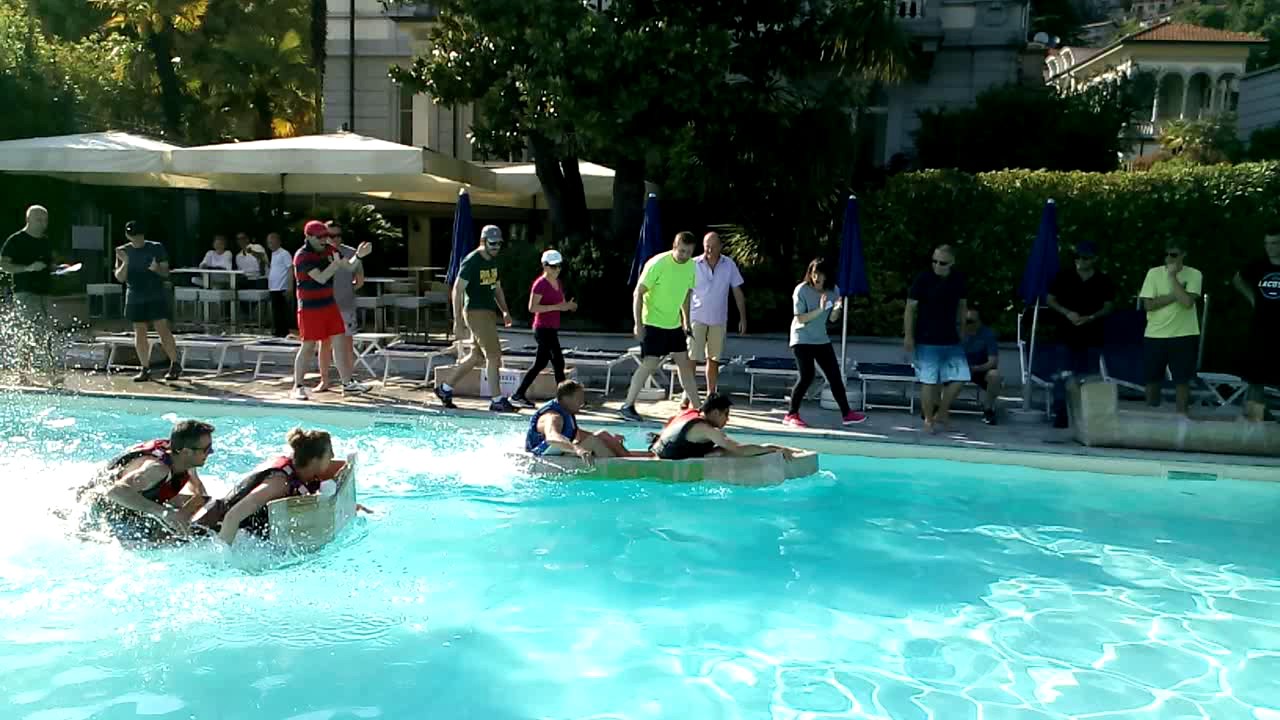 Carton boat - Barche di cartone - Team building - YouTube