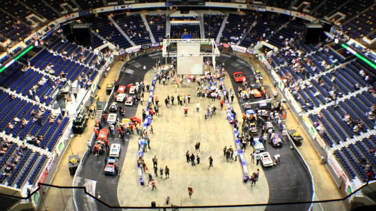 Arena Racing USA - Feed More 200 - YouTube