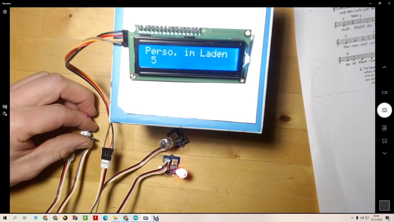 Personenzähler mit Ampel (rot/grün) mit Arduino und Ardublock - YouTube