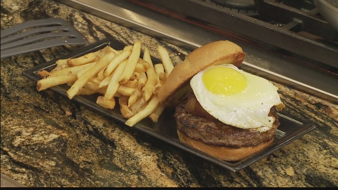 Hawaii’s Kitchen with Ruby Tuesday - YouTube