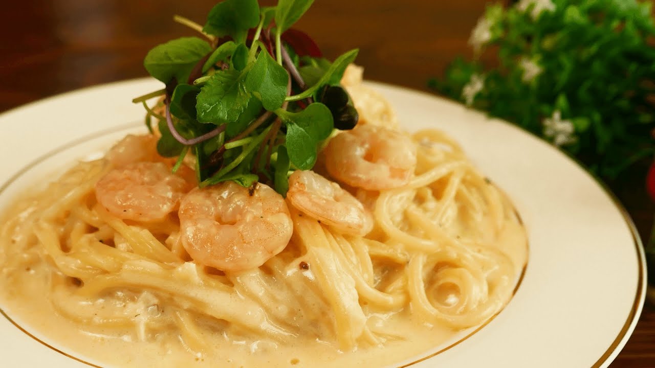 프라이팬 1개로 끝내는 초간단 🥛크림파스타!(cream pasta)🧀🍲 / 원팬파스타 (One fan pasta) - YouTube