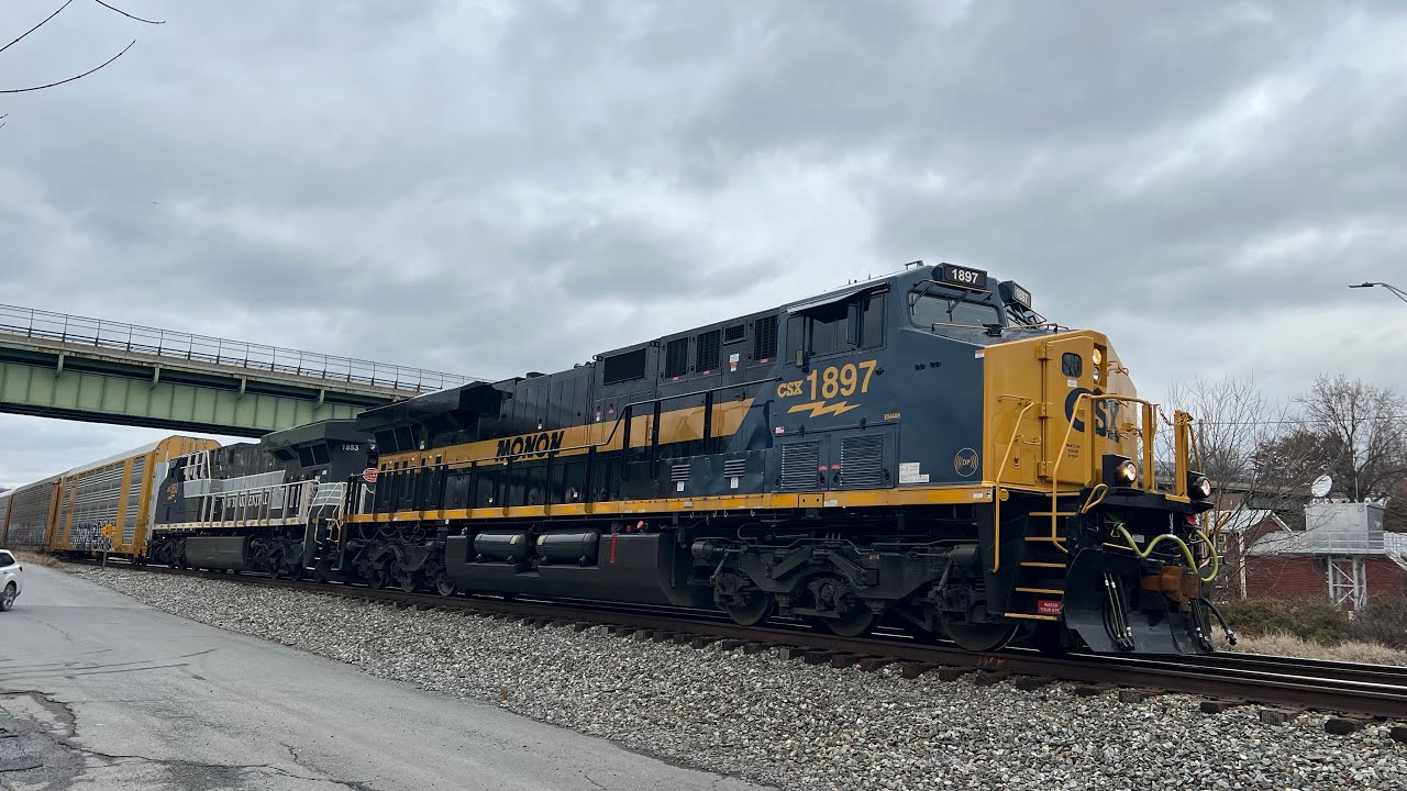 CSX Monon & New York Central Heritage Units | Brunswick MD 1/30/24 ...