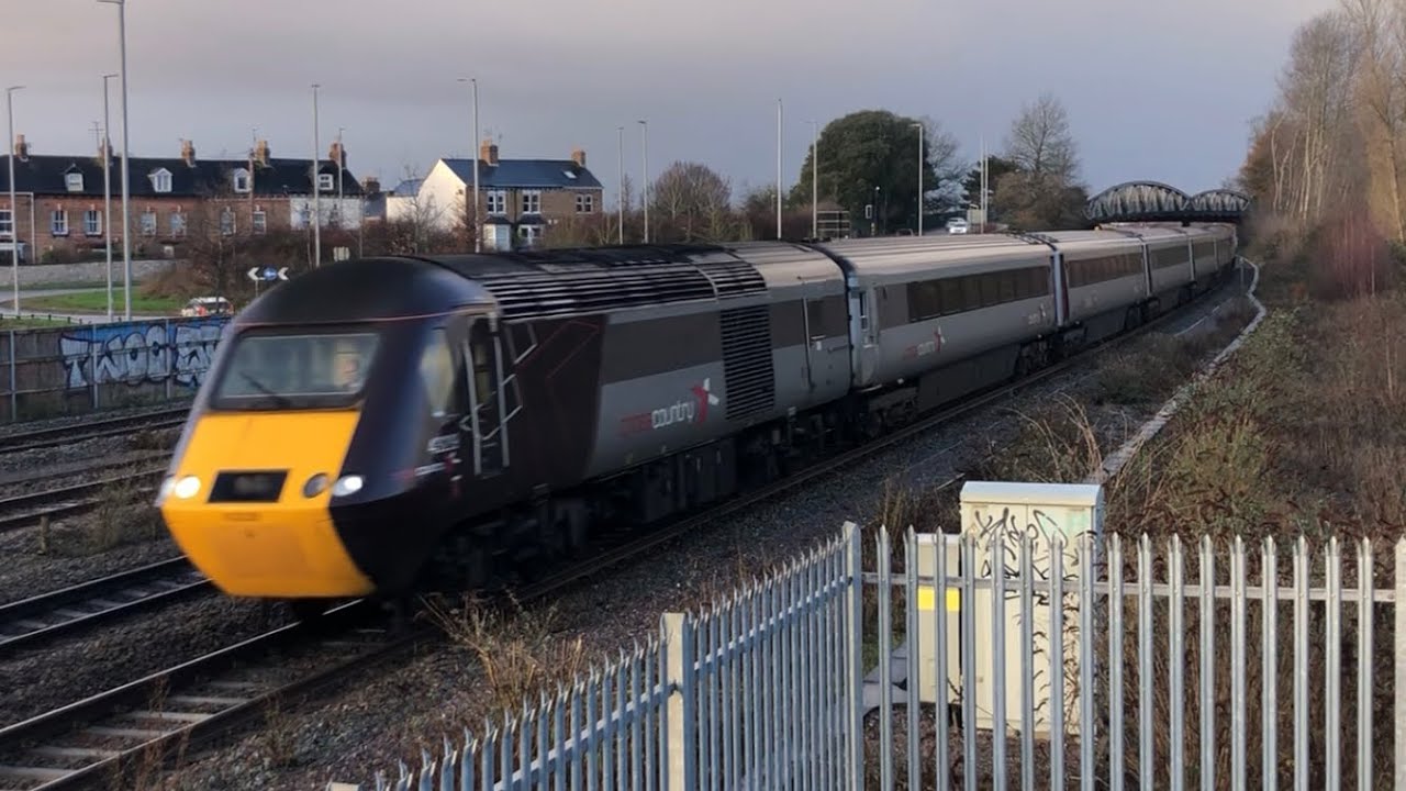 Cross Country HST Class 43 Passes Fourty Steps Bridge. - YouTube