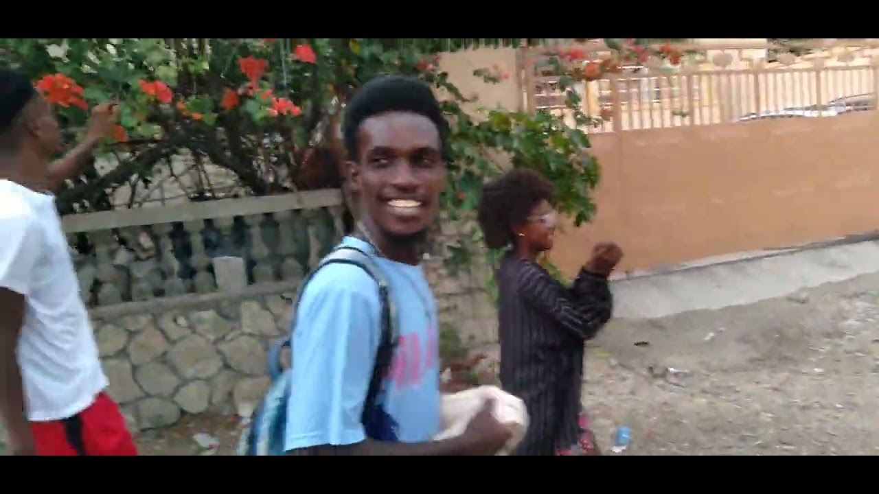 abone-achanel-sa-pou-mwen-svp-poun-pa-rate-sak-pral-vin-suli-yo