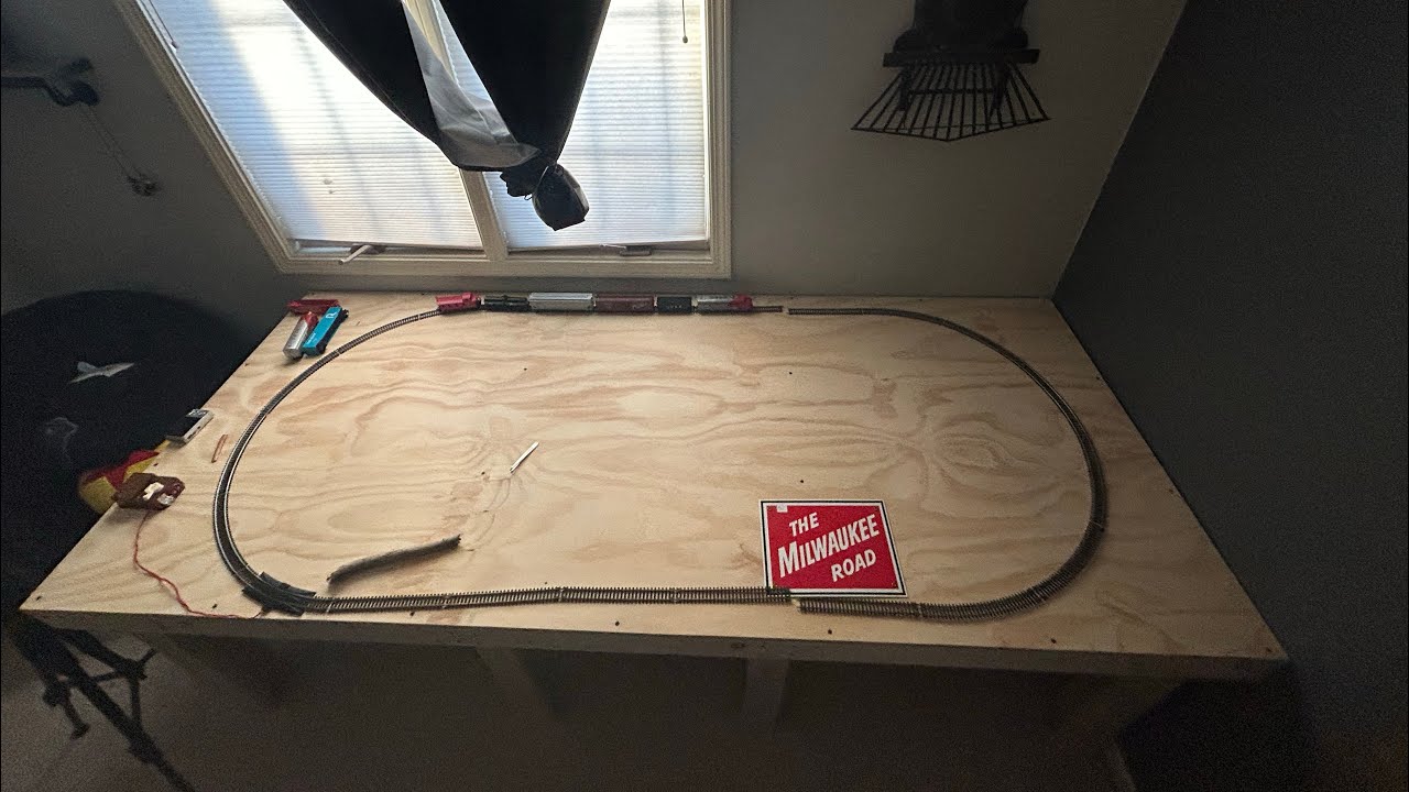 HO Scale Table From Start To Finish - YouTube