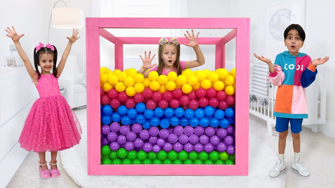 Dana & Friends Play Cube Challenge - YouTube