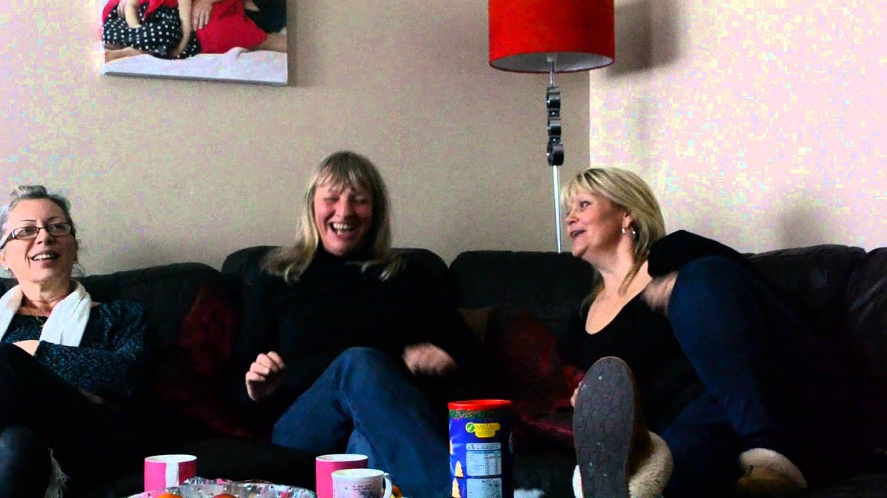 Granny Gogglebox Does The Walking Dead S6E1~ "First Time Again" - YouTube