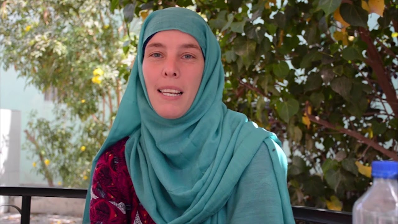 Somaliland: Im Interview Kinderärztin Dr Dorothea Kumpf - YouTube