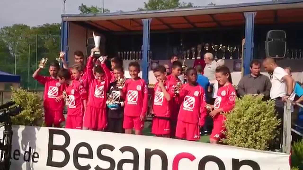Racing Besançon U11 Récompense Ptits champions 2015 - YouTube