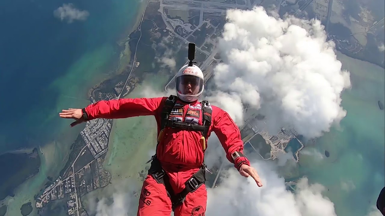 The Red Devils - Team Training Week Four - YouTube