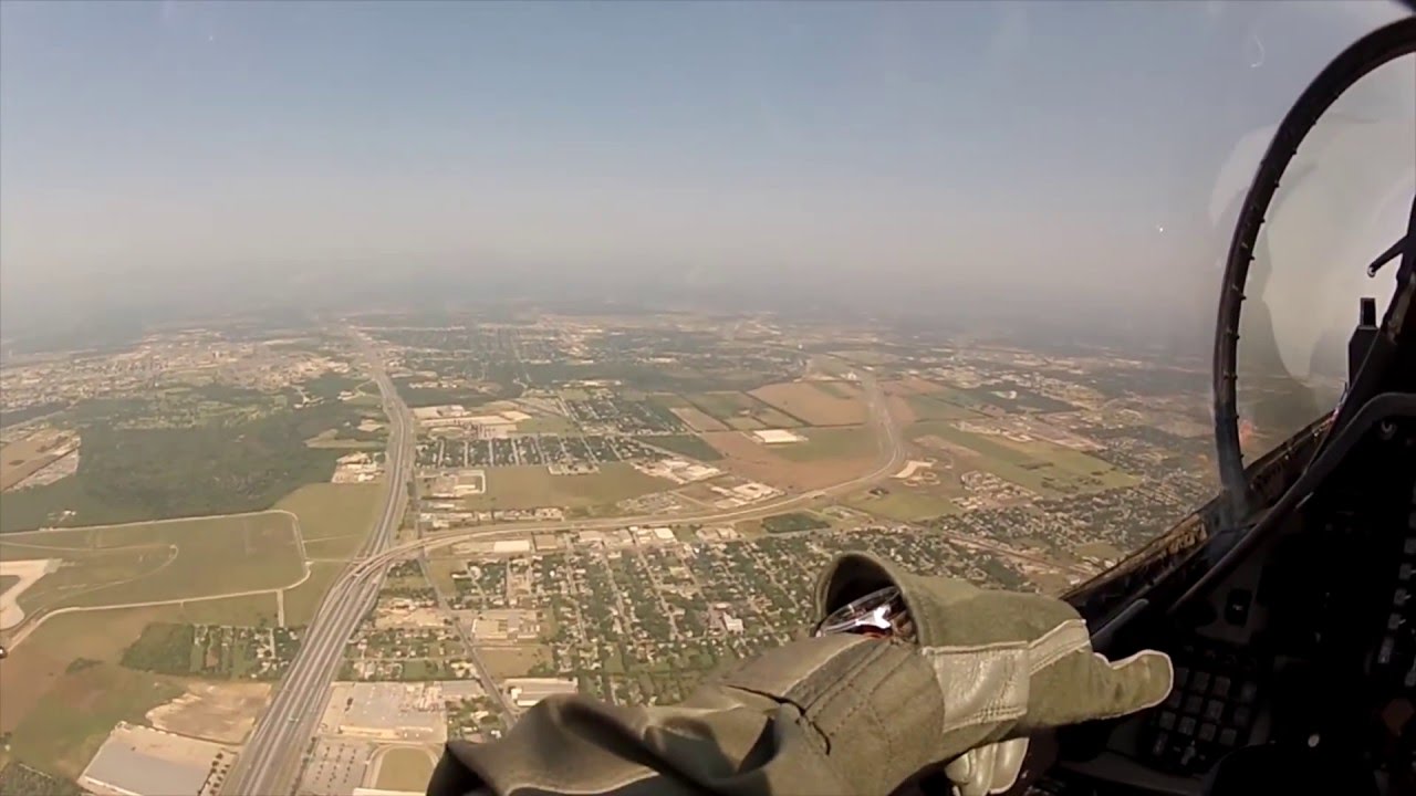 F-16 Cockpit View During Flight - YouTube