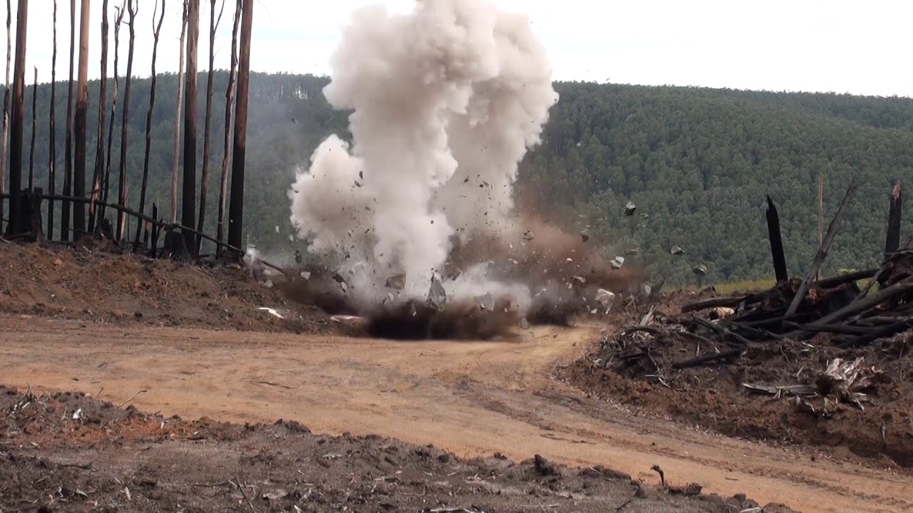 Road works blasting in the Victorian High Country - YouTube