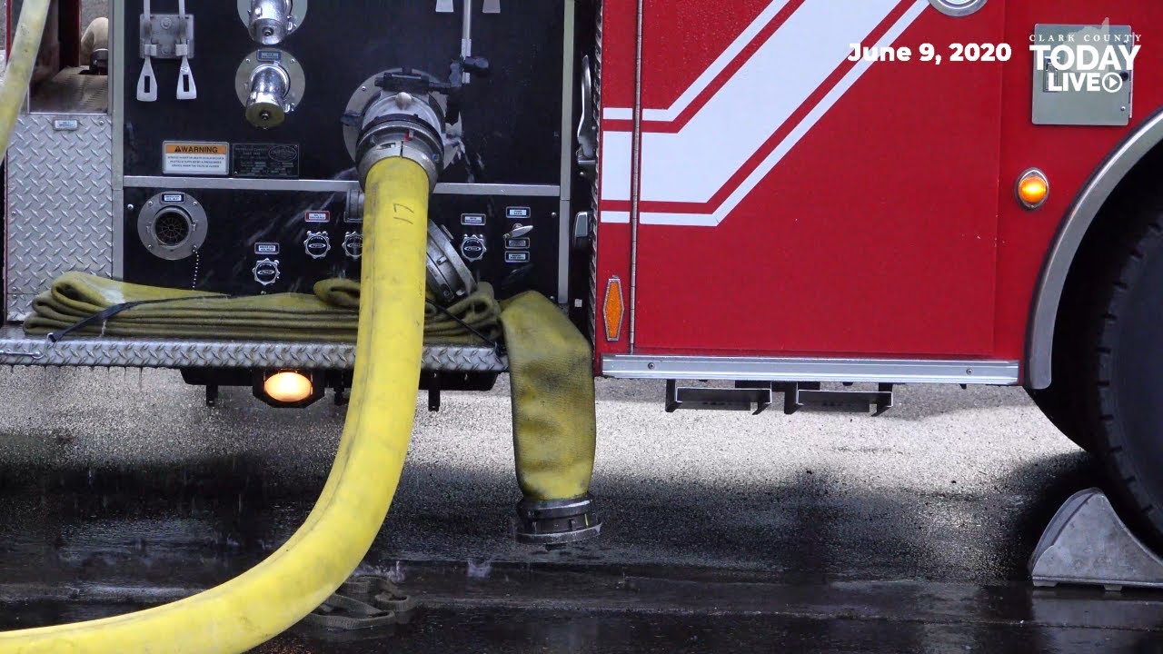 Clark County Fire & Rescue controls garage fire in Woodland - YouTube