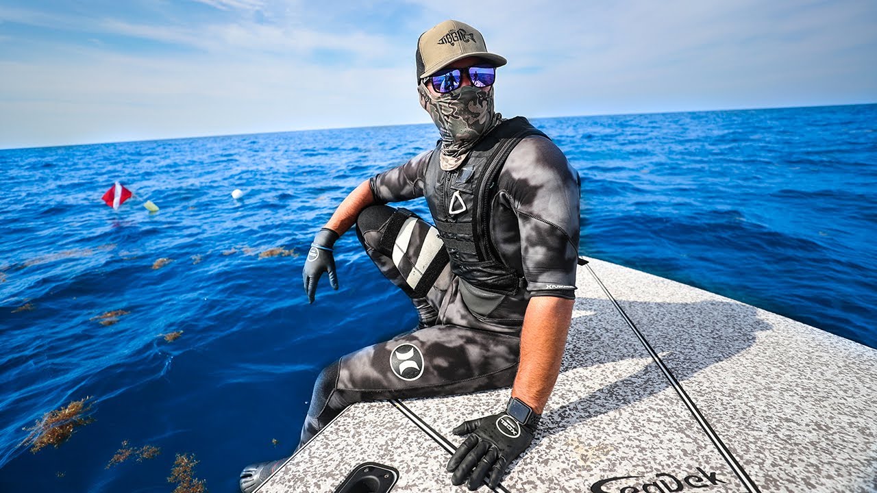 Exploring Ocean's BOTTOM For TINY Edible Shells!! (terrible cook) - YouTube