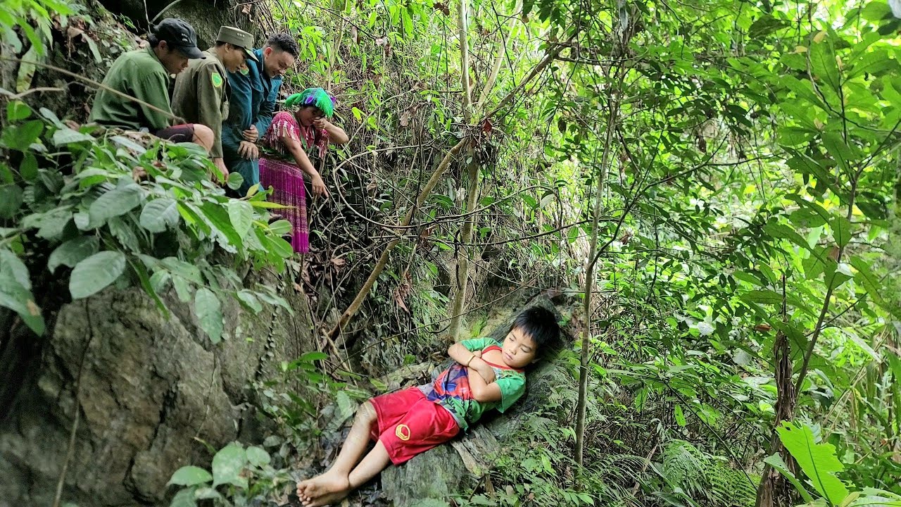 15 Days: A single mother and the authorities try to find her lost child ...