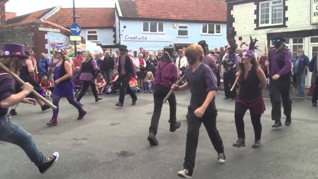 Pretty Grim Border Morris at Sheringham Potty Morris Festival 2014 ...