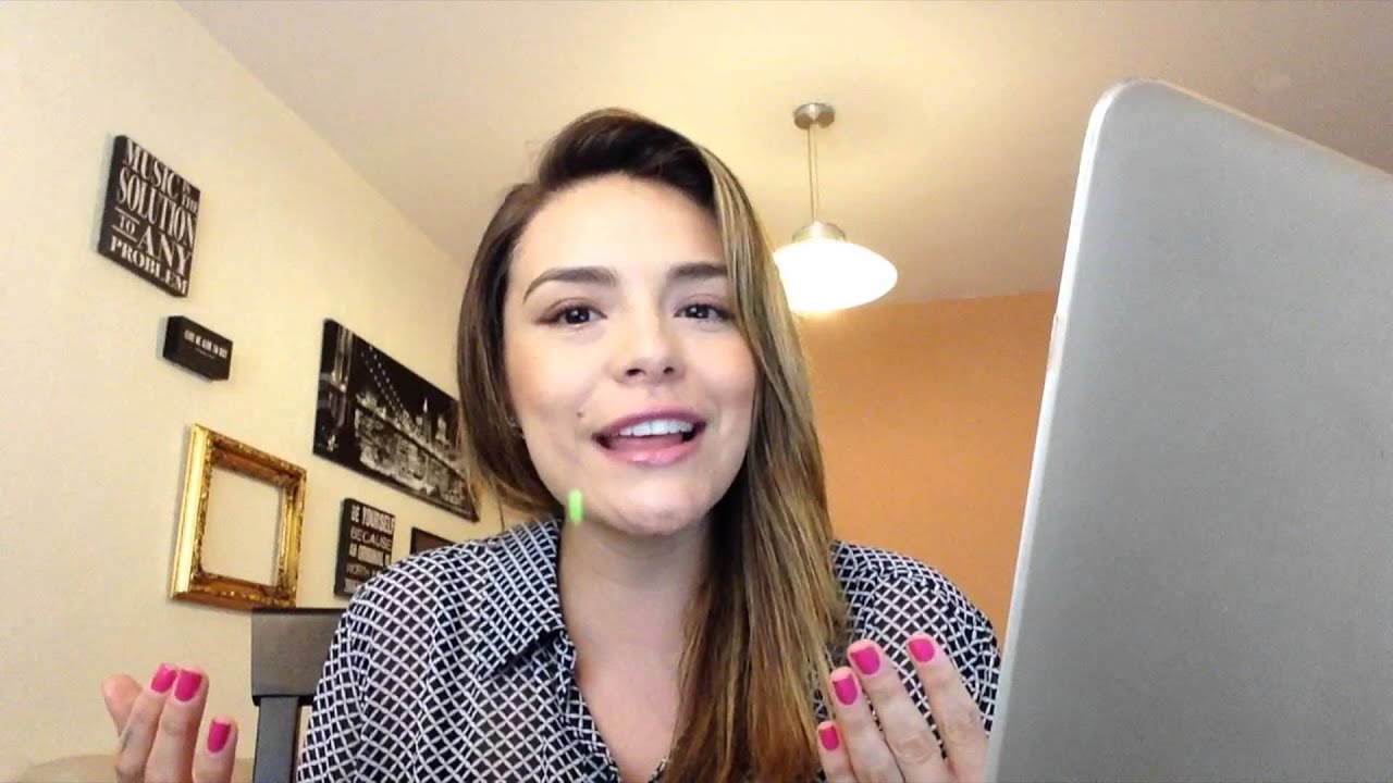 Descubre cómo hacer televisión con Tania Rendón. - YouTube