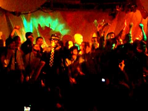Roy Ellis aka Mr. Symarip - Skinhead Moonstomp - 21.01.2011 - YouTube