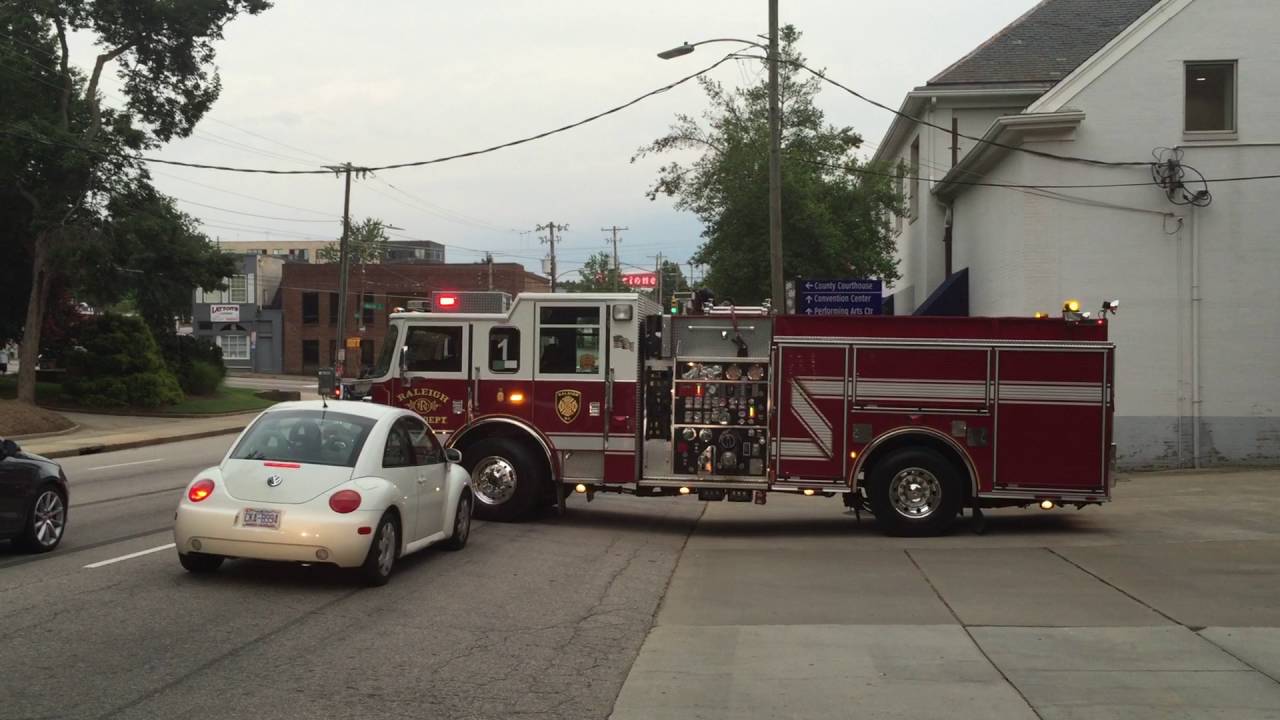 July 11, 2016 - Raleigh FD - Engine 1 Responds - YouTube