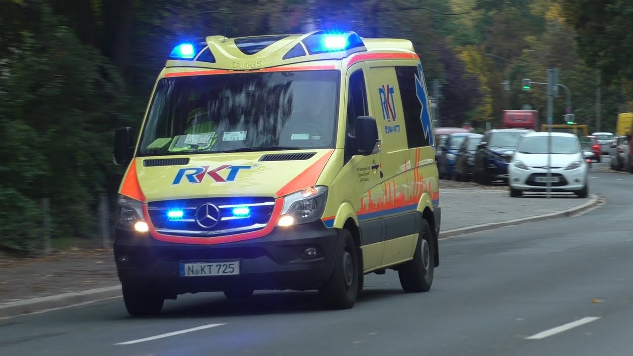 [Nürnberg] 2 mal KTW RKT Nürnberg auf Einsatzfahrt - YouTube