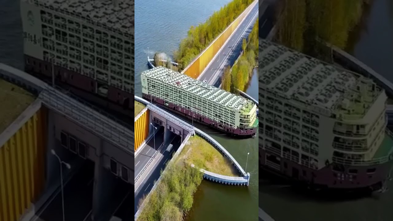 Veluwemeer Aqueduct__Also known as the water bridge located over ...