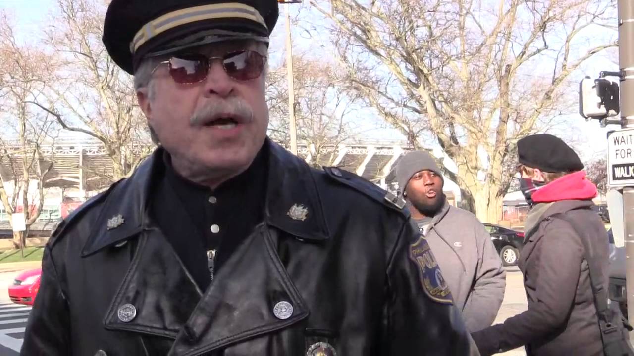 Ex-Philadelphia Police Captain Ray Lewis protests Tamir Rice decision ...