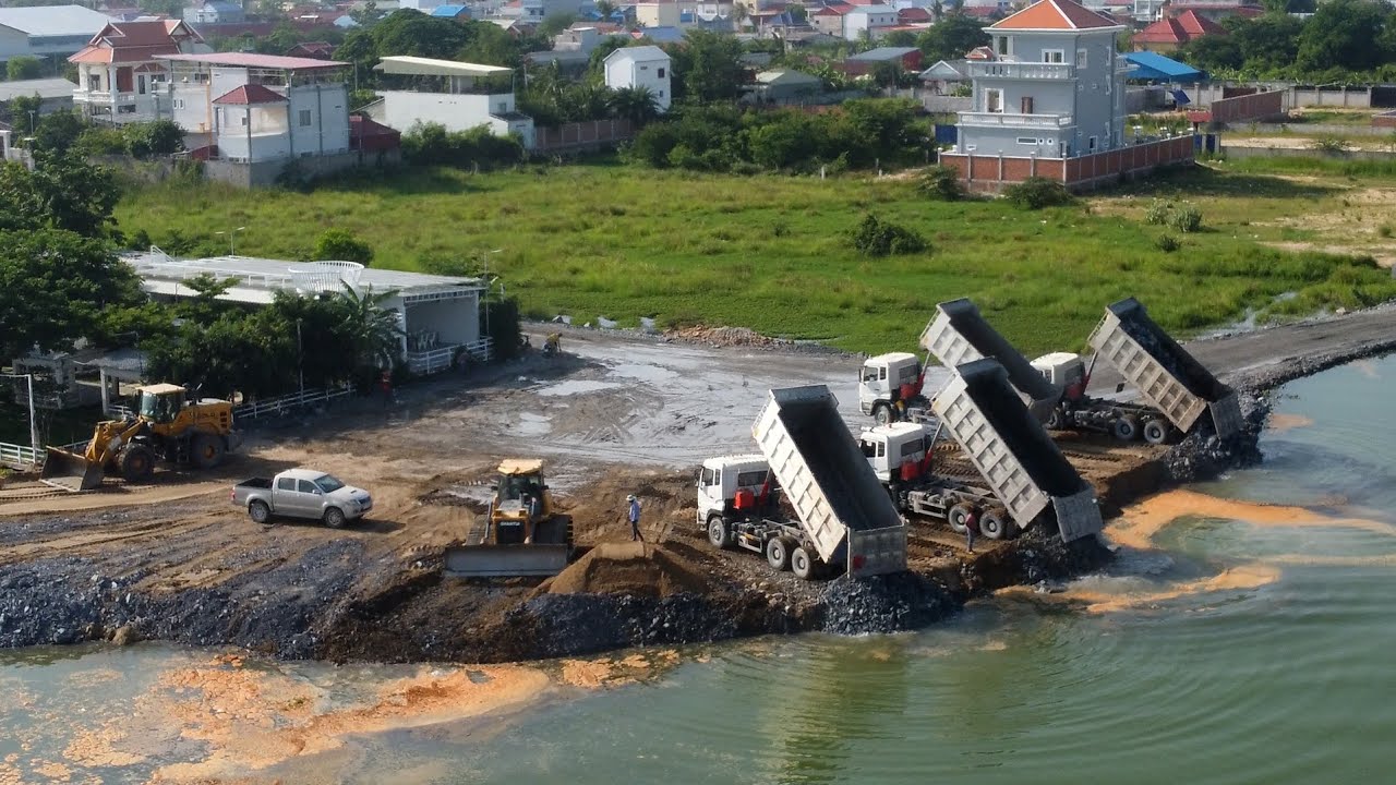 Part 217, Excellent Team work Dump truck continue delivery Stone ...