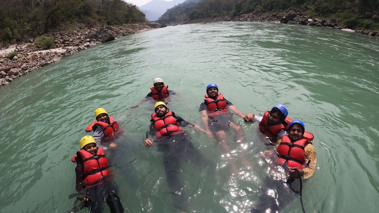 Golf Course Rapid (Grade III) - Rishikesh Rafting - YouTube