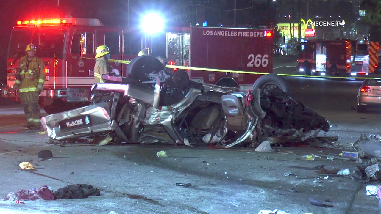 Terrible High Speed Crash Demolishes Car | Los Angeles - YouTube