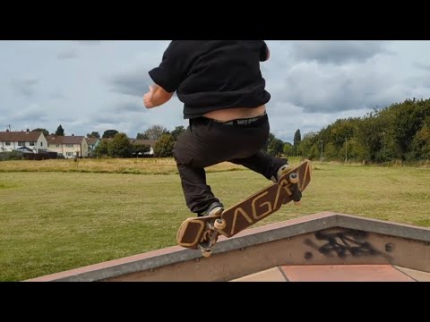 An Introduction to Streetboarding (w @cezskate) - YouTube