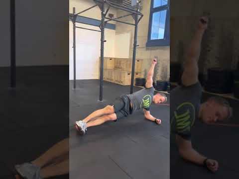 Pillar preparation / side plank hold - YouTube
