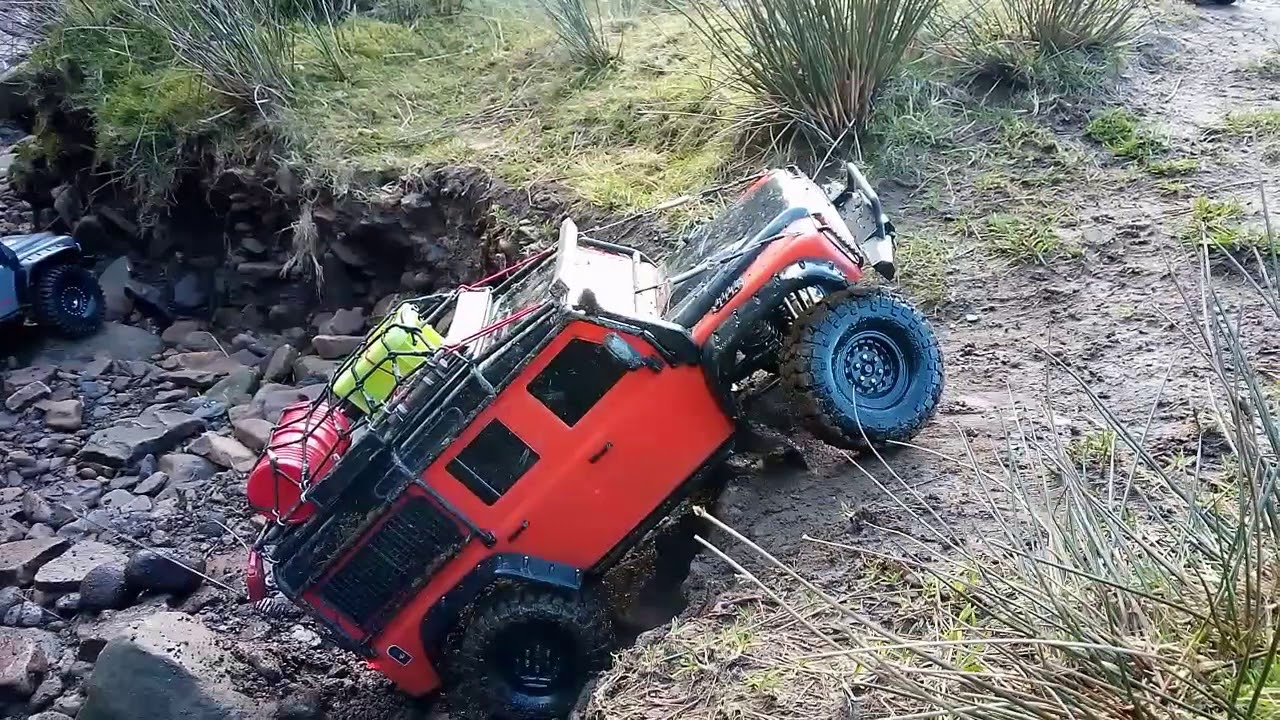 Carisma Scale Adventure Ford F150 rock crawling Rc - YouTube