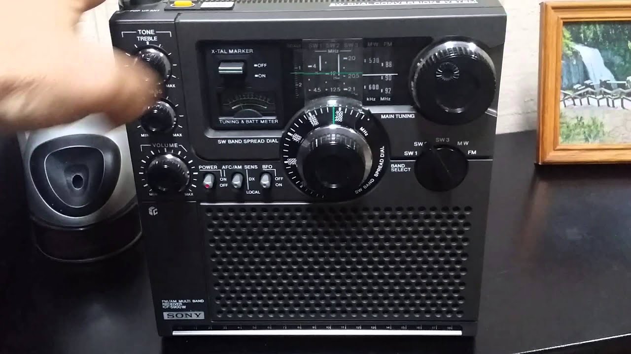 Sony ICF-5900W - YouTube