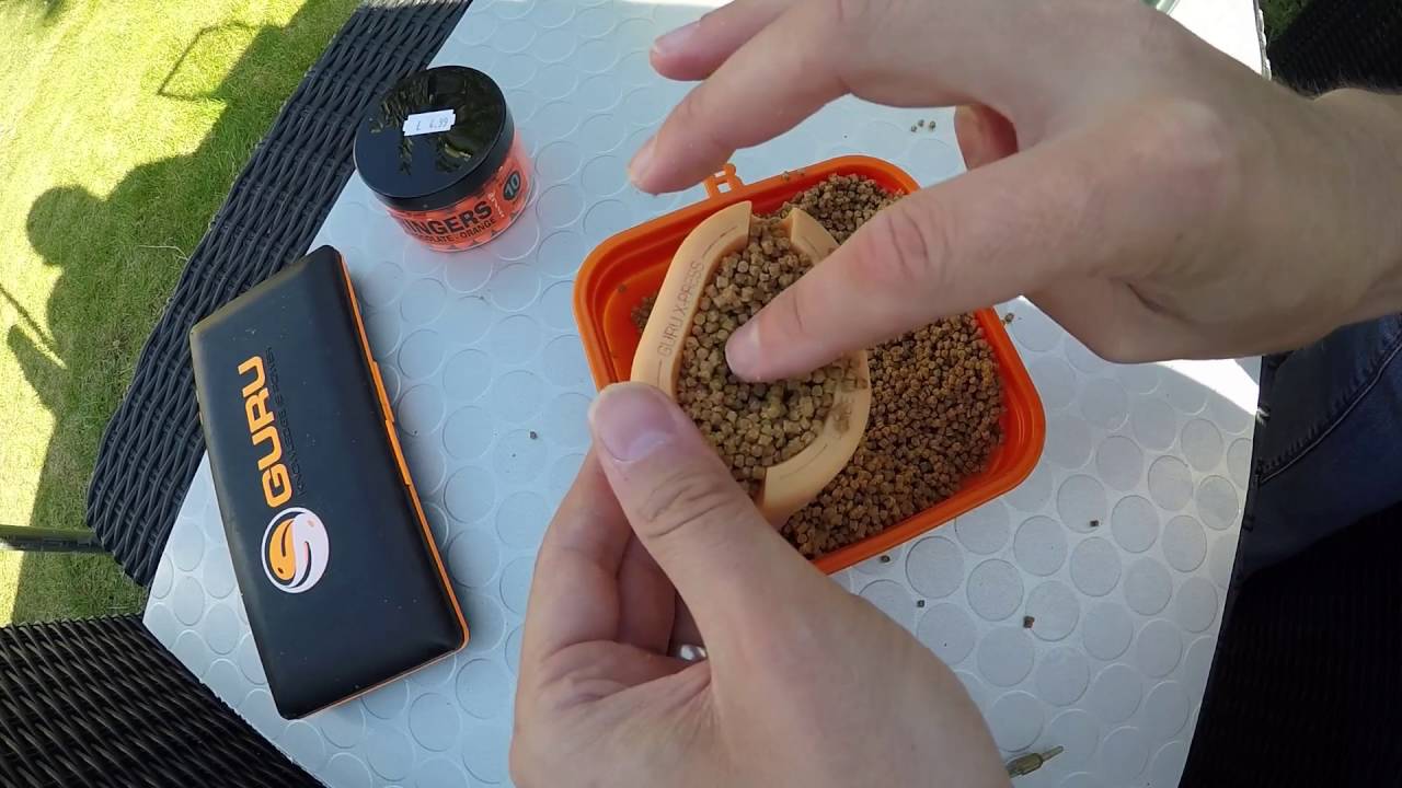 Method feeder fishing using the GURU Method feeder clip - YouTube