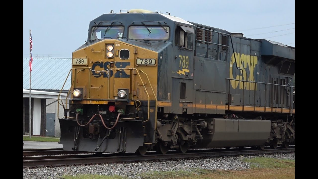 CSX M453 at Folkston - Winterwatch 2023 - YouTube