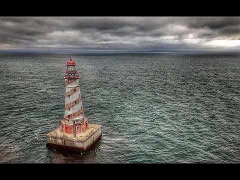 White Shoal Light Lake Michigan - YouTube