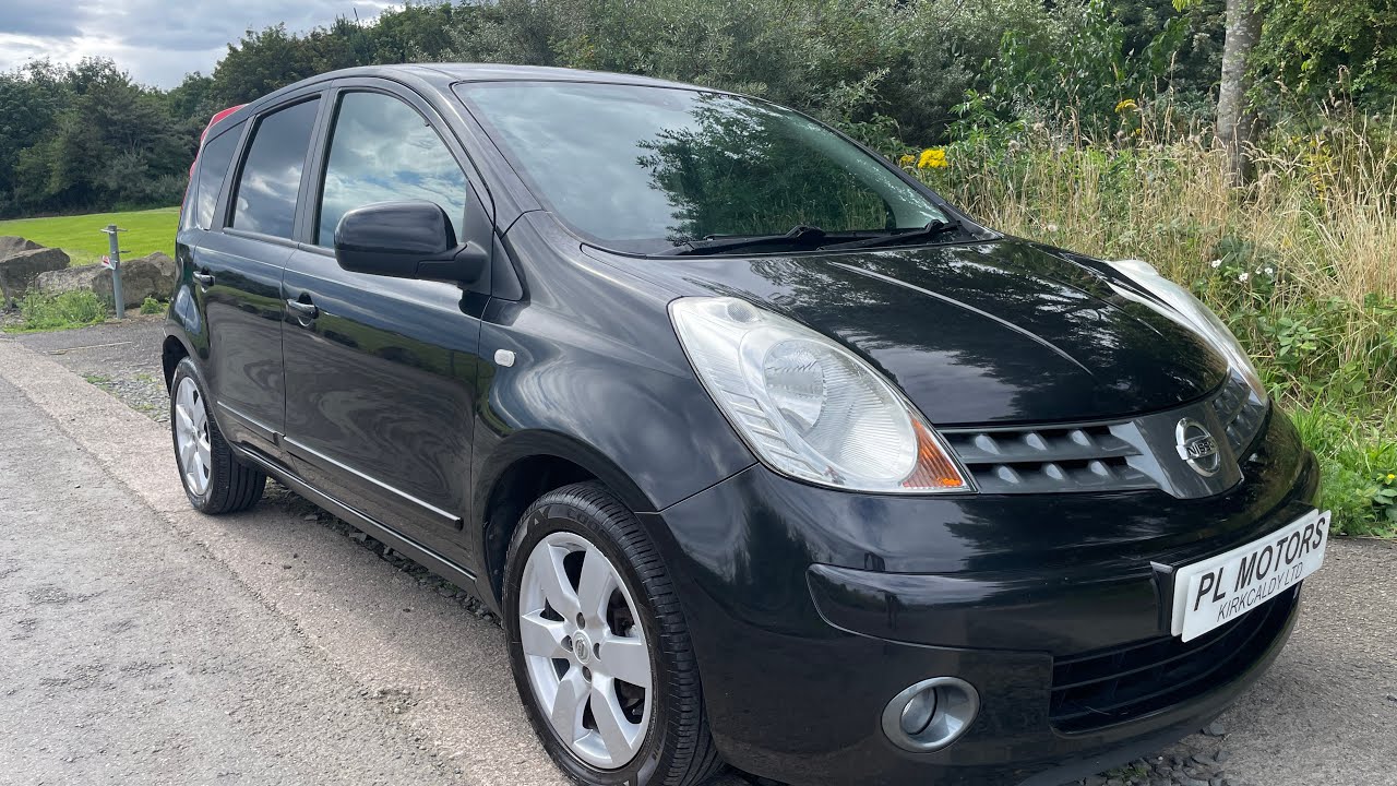 Nissan Note 1.6 16V Tekna BLACK - YouTube