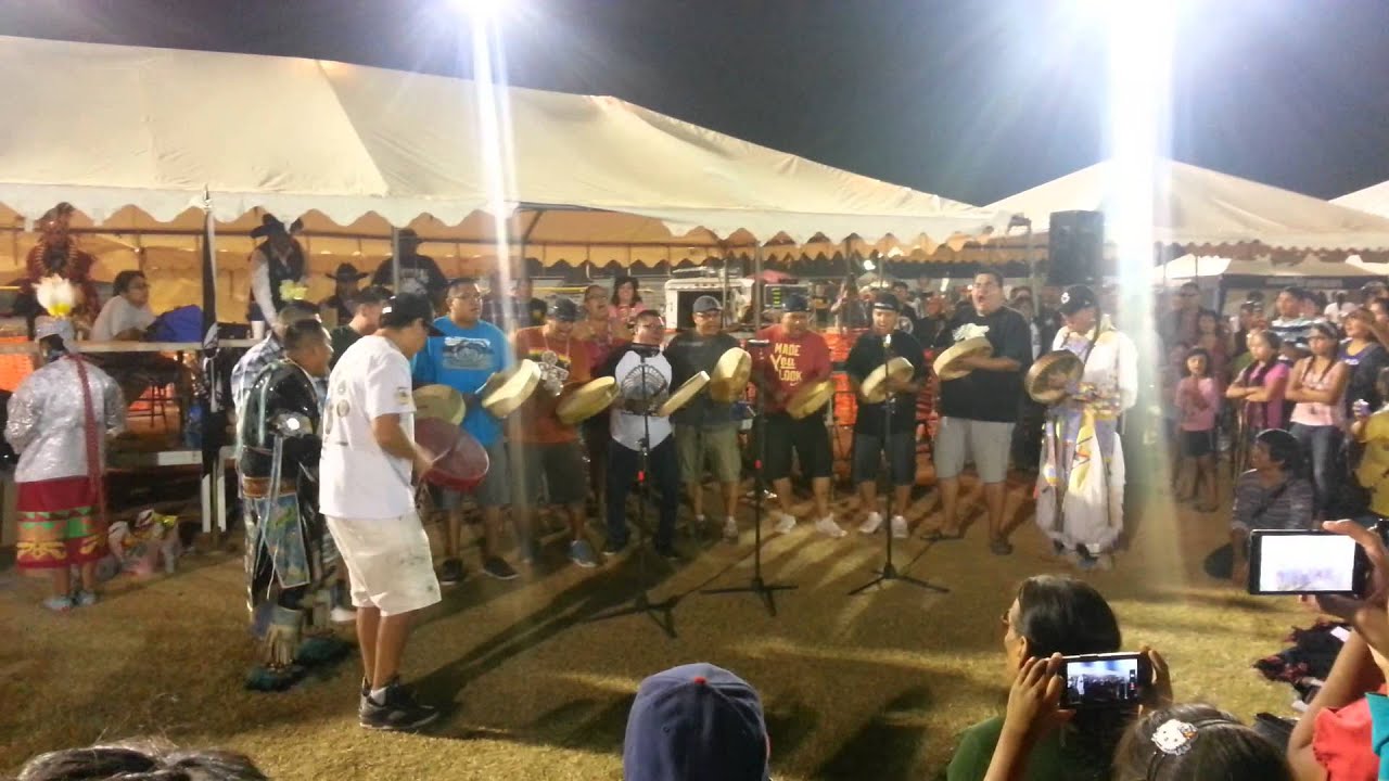 Northern Cree hand drum @ Red Mountain 2013 - YouTube