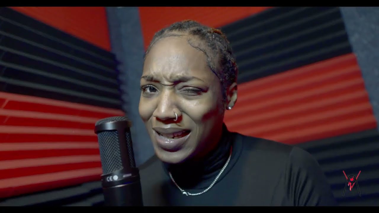 CeeCee x Money Talk | In The Booth Performance - YouTube